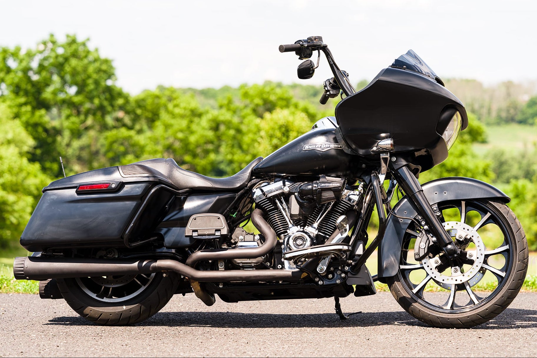 SOLD 2017 Harley-Davidson Road Glide Special FLTRXS Blacked-Out Stage ...
